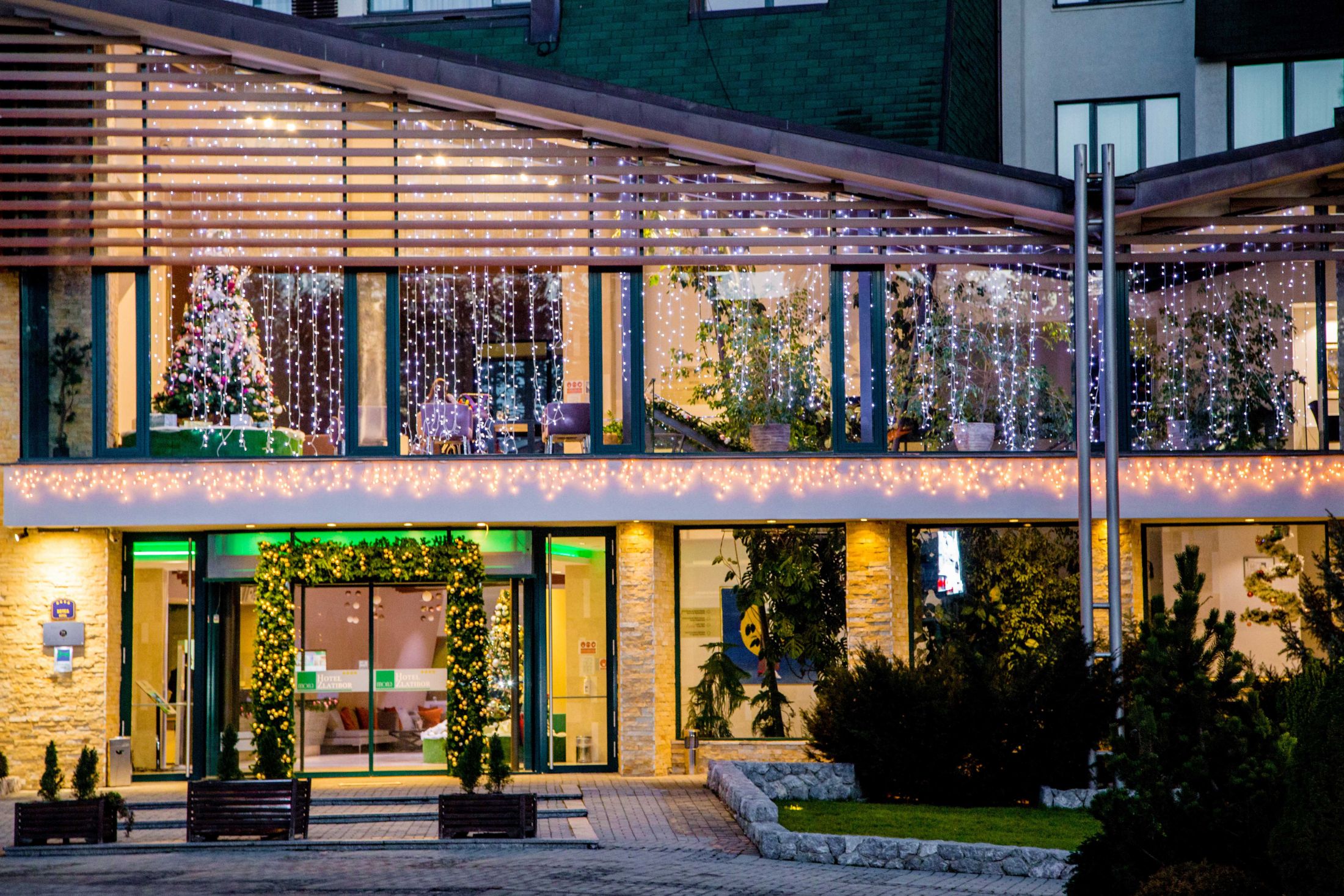 NOVA GODINA U MONI | Hotel Mona Plaza Zlatibor